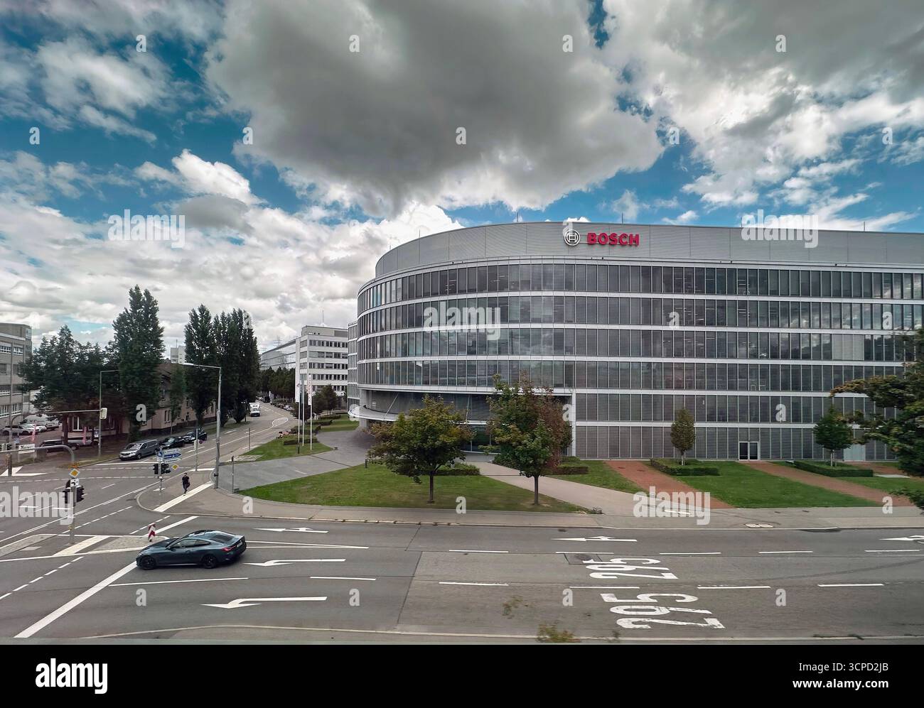 Gebäude des Unternehmens Bosch am Standort Feuerbach. Bosch Digital ...