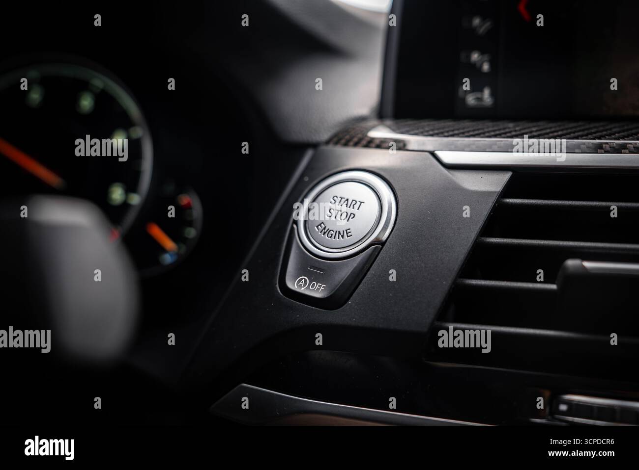 Start stop button visible hi-res stock photography and images - Alamy