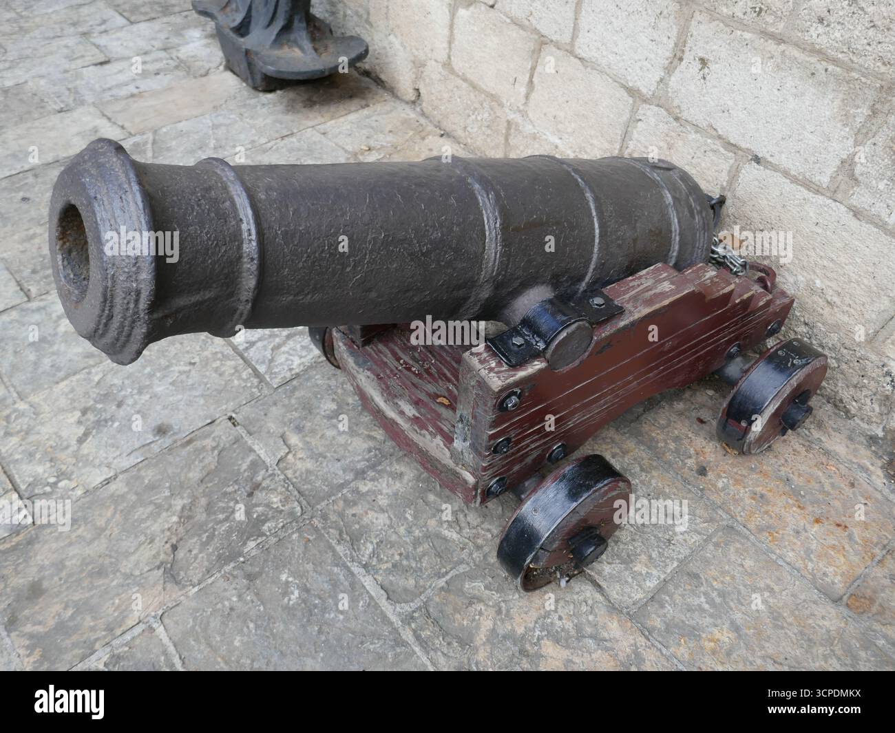Very old antique military cannon gun outside fortress Stock Photo - Alamy
