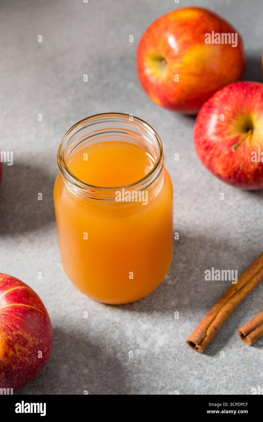 Bottles organic apple cider hi-res stock photography and images - Alamy