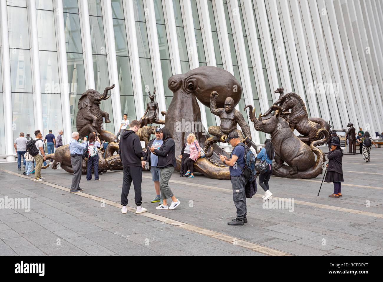 Bronze sculpture gillie marc hi-res stock photography and images - Alamy