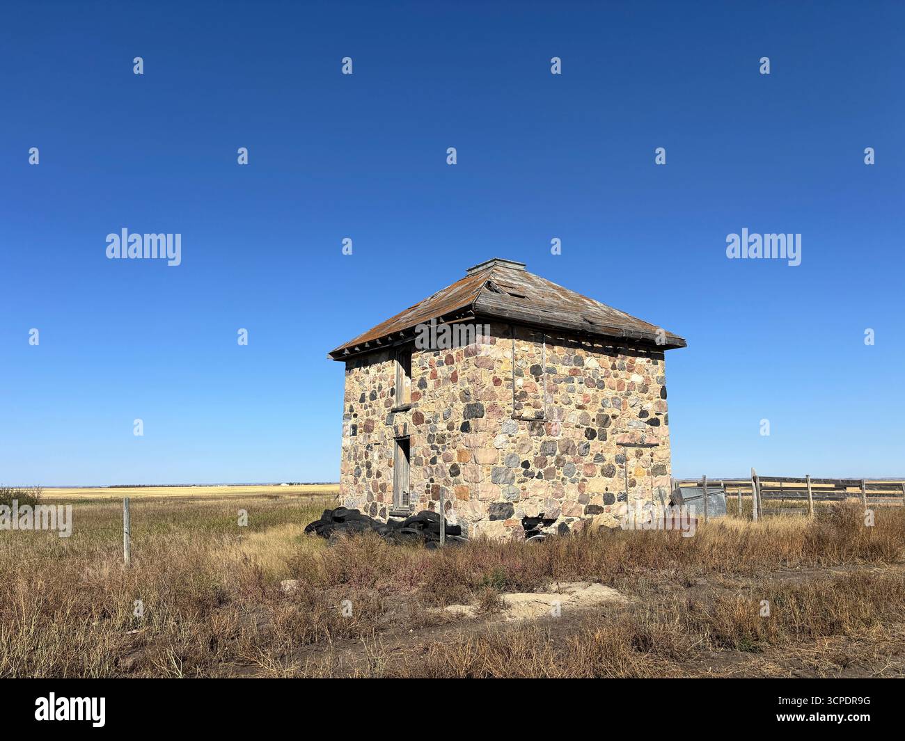 Stone building blockhouse ruins hi-res stock photography and images - Alamy