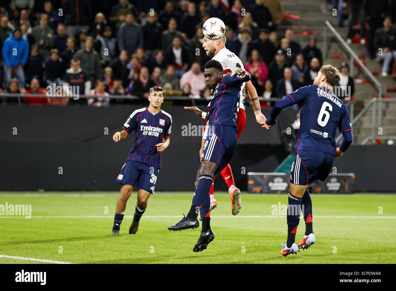 UTRECHT - (l-r) Moussa Niakhate of Olympique Lyonnais, Mike van der ...