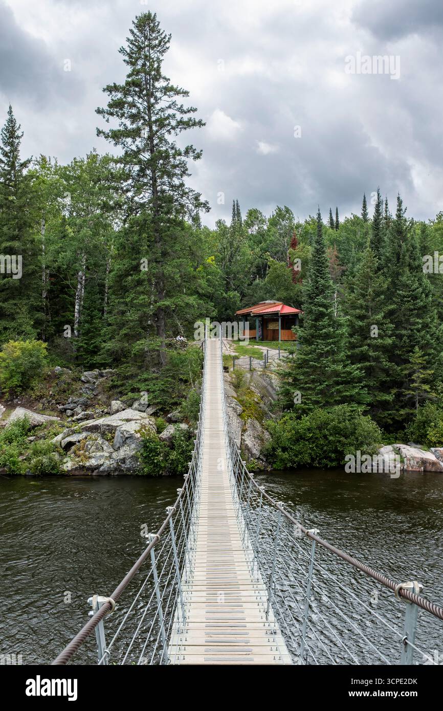 Pinawa heritage suspension bridge hi-res stock photography and images ...