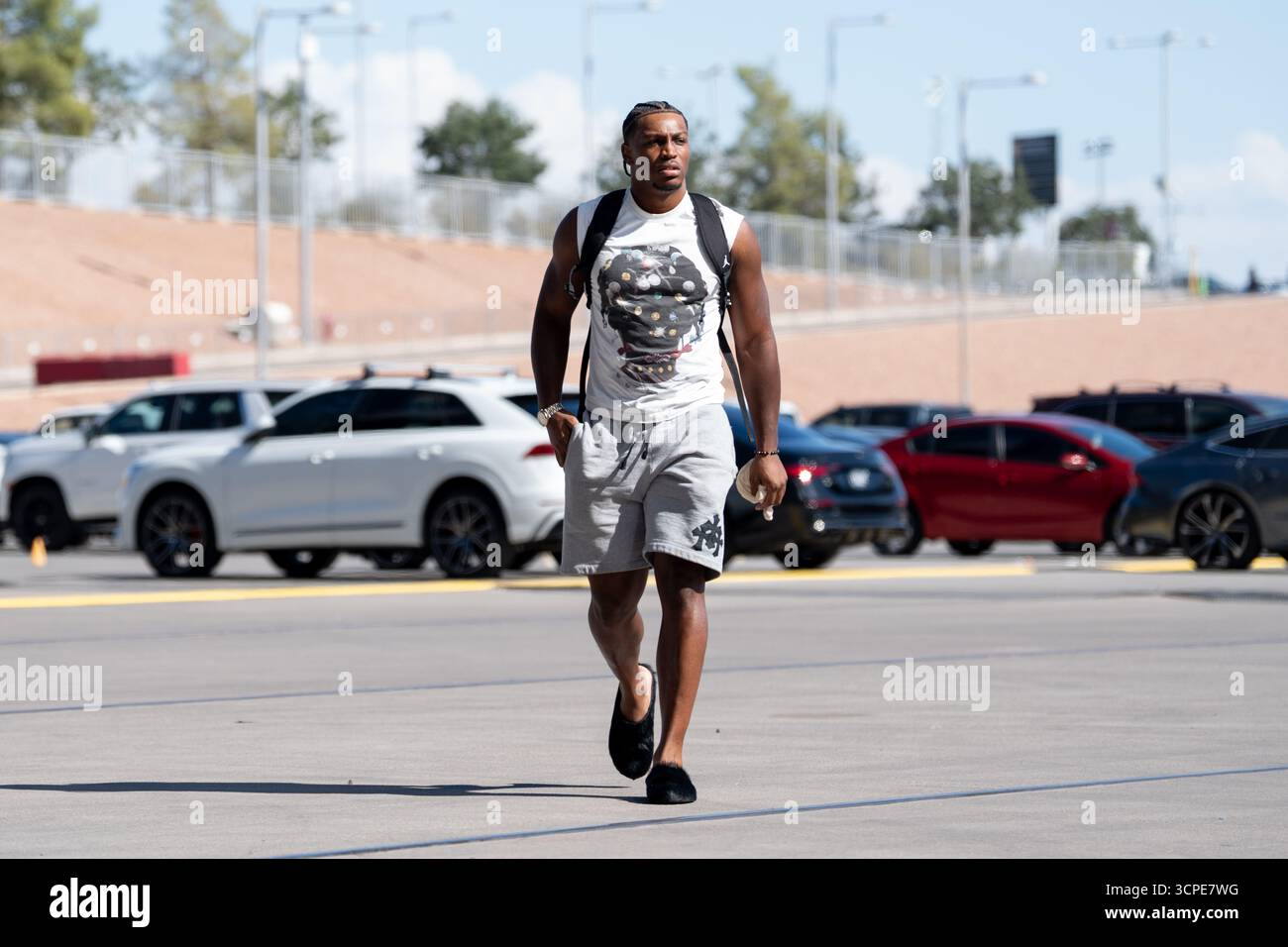 Arizona Cardinals linebacker Channing Tindall arrives to State Farm ...