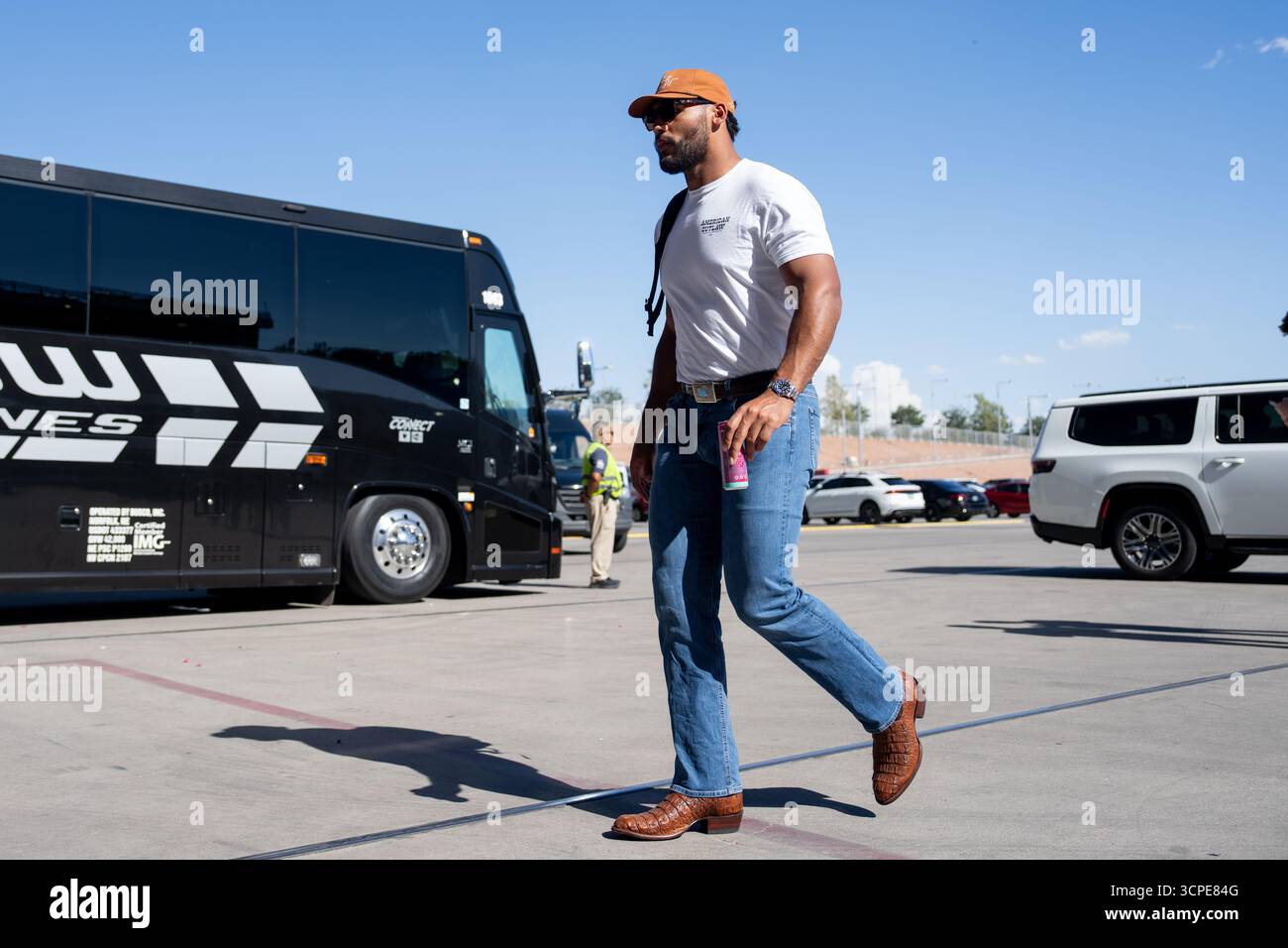 Arizona Cardinals linebacker Zaven Collins arrives to State Farm ...