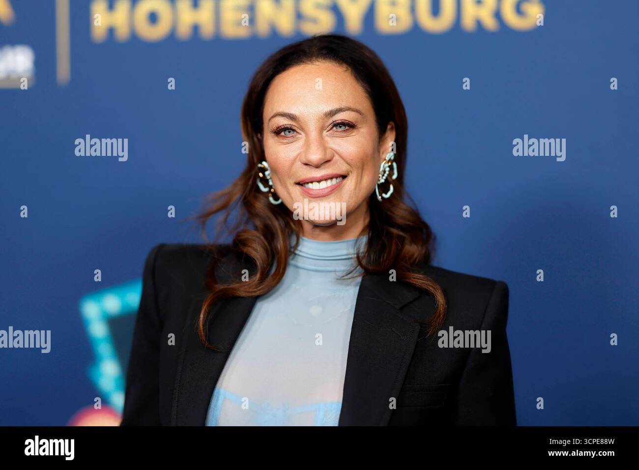 Model Lilly Becker beim Blue Carpet zu 40 Jahre Merkur Spielbank ...
