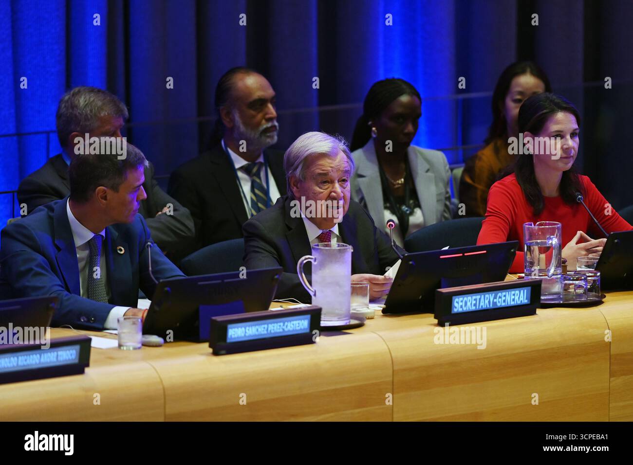 (250925) -- UNITED NATIONS, Sept. 25, 2025 (Xinhua) -- UN Secretary ...