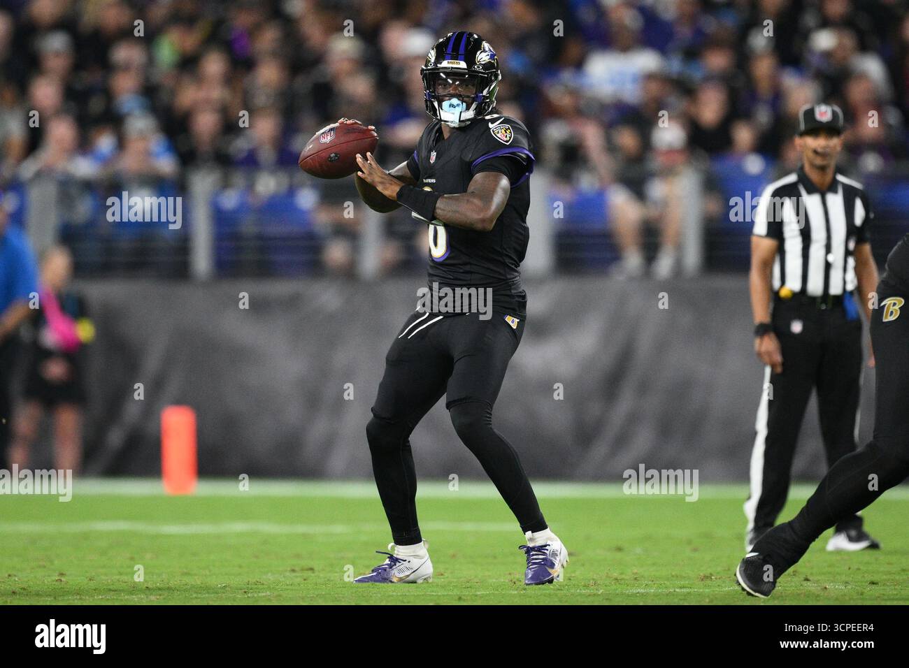 Baltimore Ravens quarterback Lamar Jackson (8) in action during the ...
