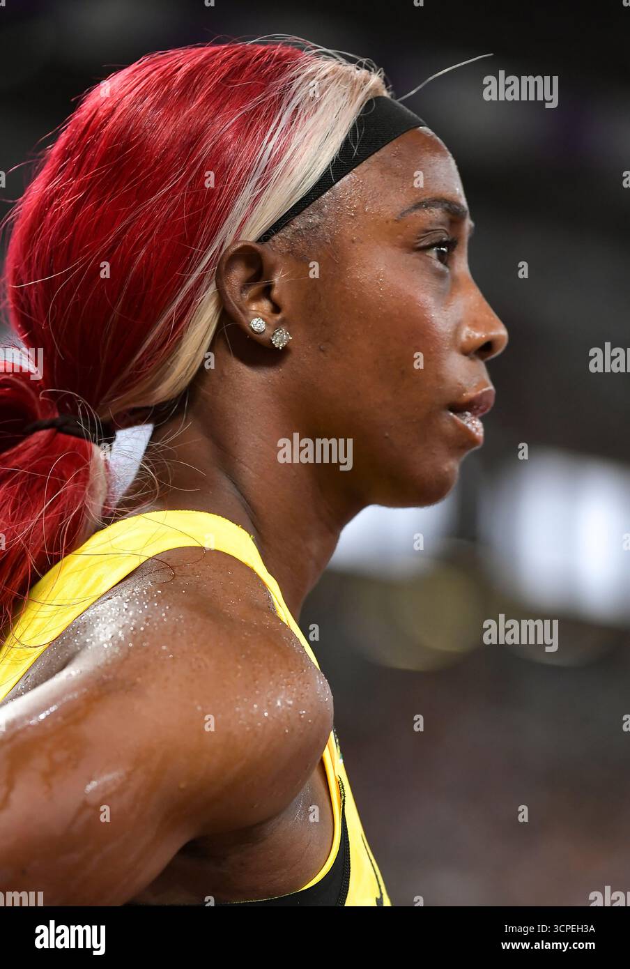 Shelly-Ann Fraser-Pryce of Jamaica competing in the 4x100m women’s ...