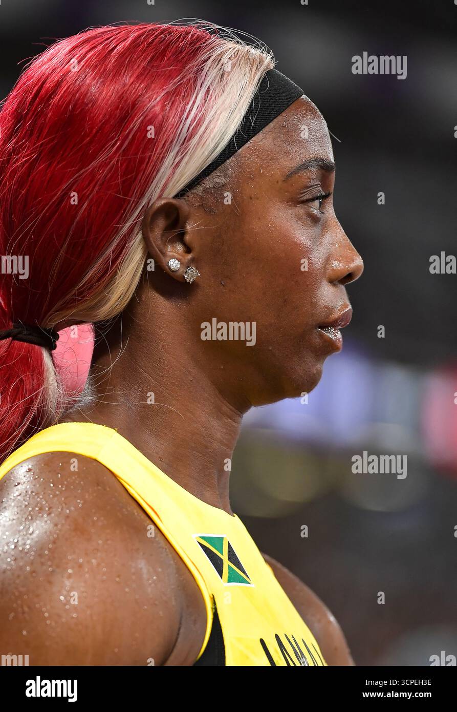 Shelly-Ann Fraser-Pryce of Jamaica competing in the 4x100m women’s ...
