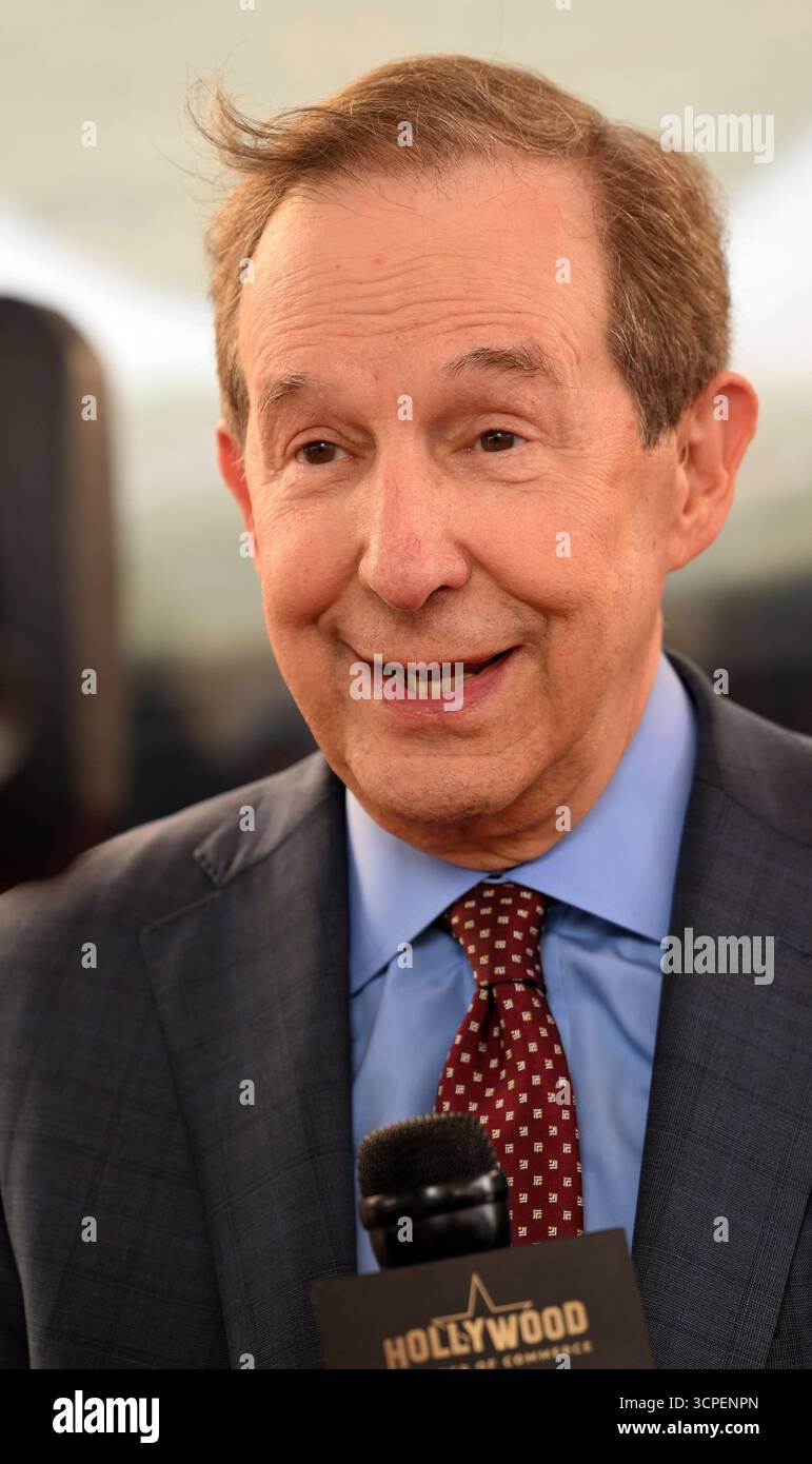 Television Journalist Chris Wallace does interviews at his Star ...