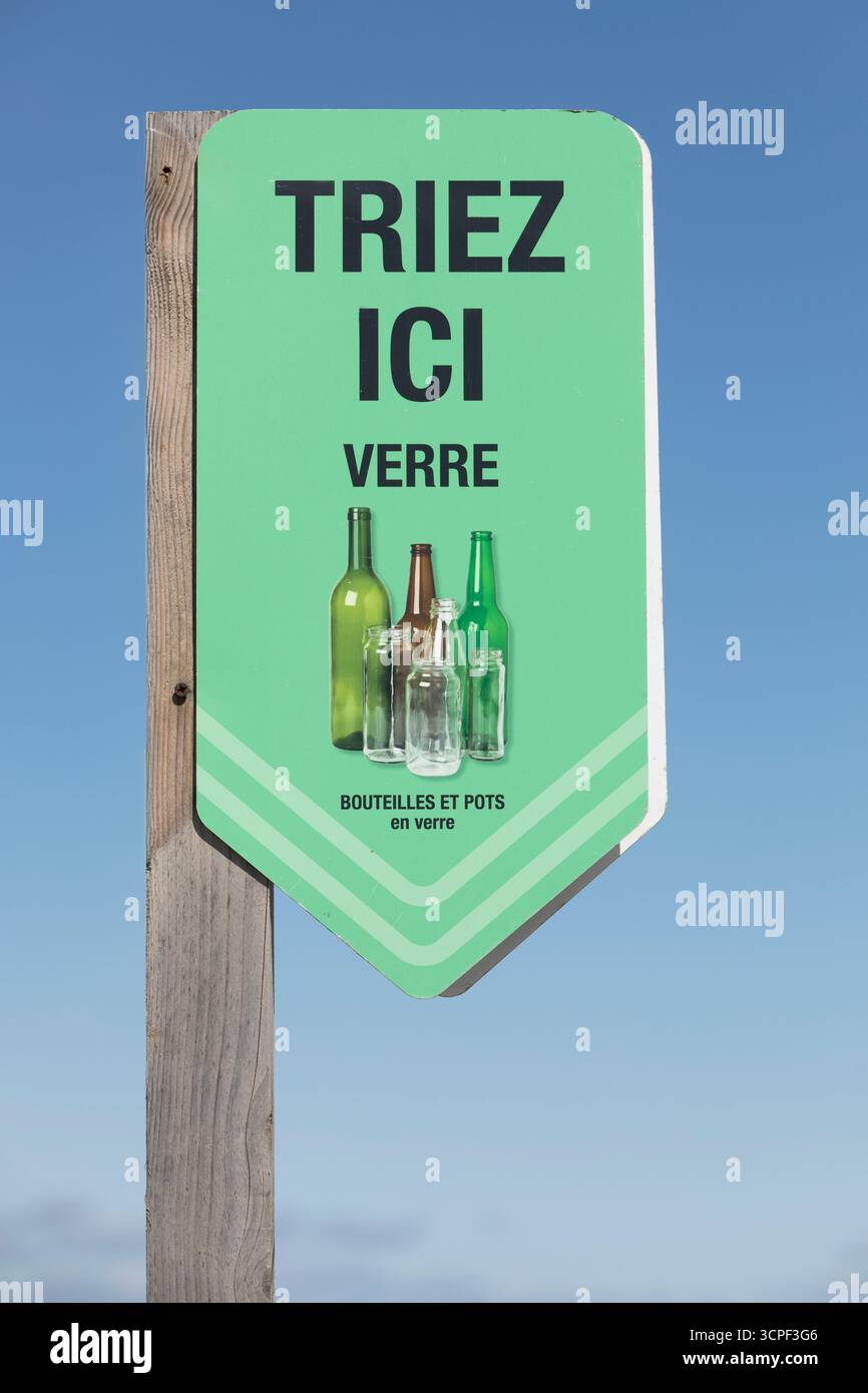 Info garbage hi-res stock photography and images - Alamy
