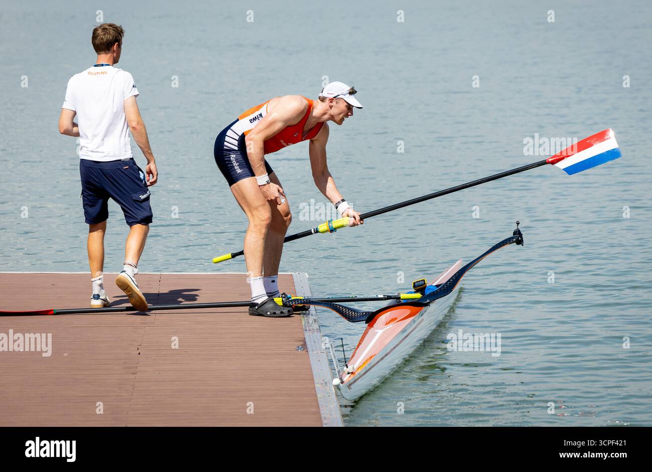 SHANGHAI - Simon van Dorp in action during the Men's Single Sculls ...