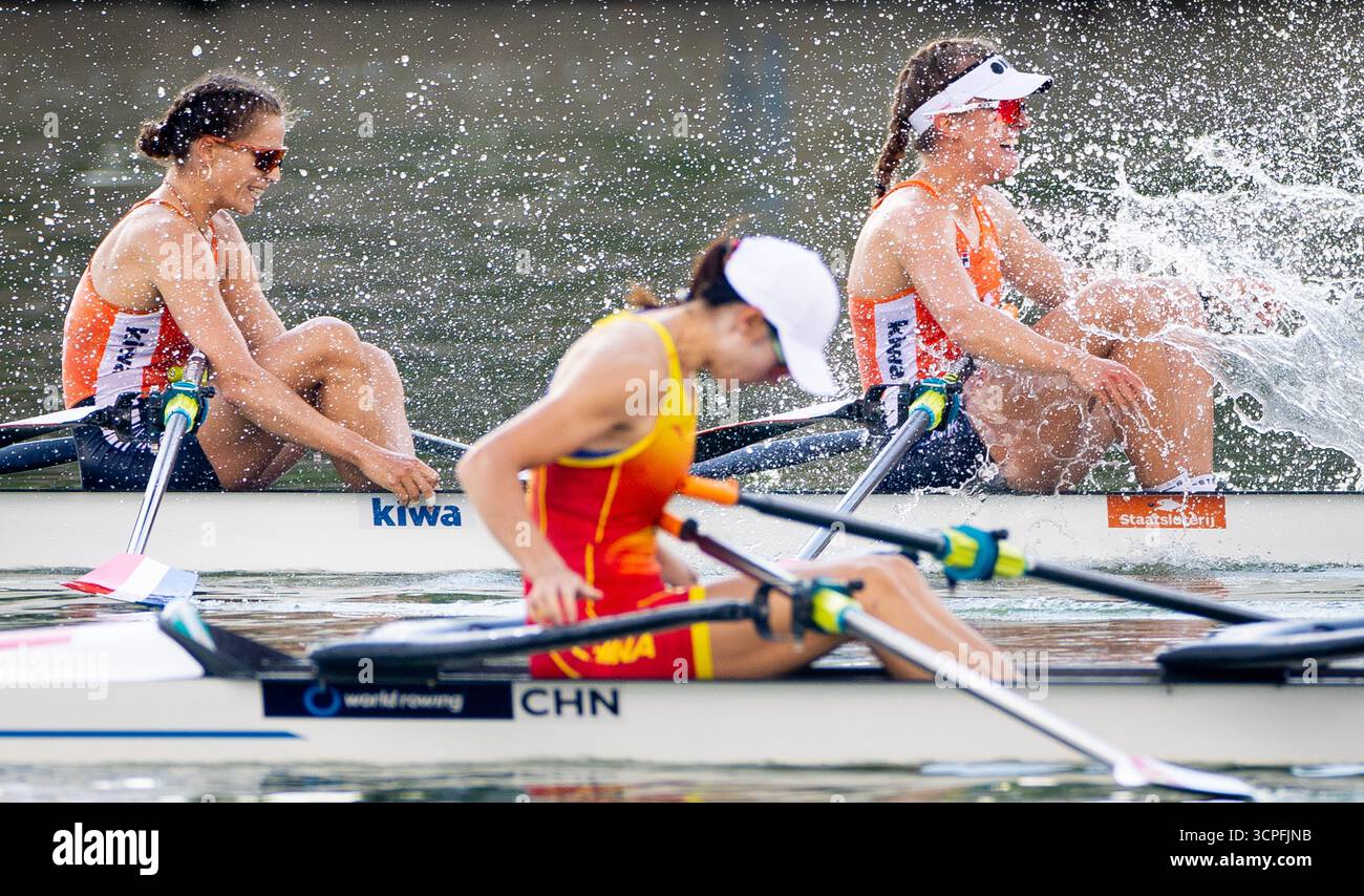SHANGHAI - Benthe Boonstra and Roos de Jong in action during the Women ...