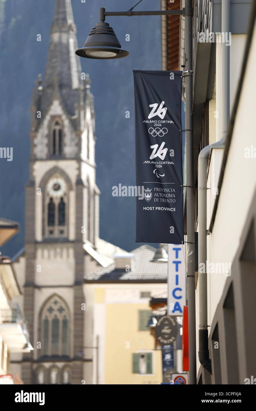Photo taken on Sept. 19, 2025, shows an Olympic and Paralympic banner ...