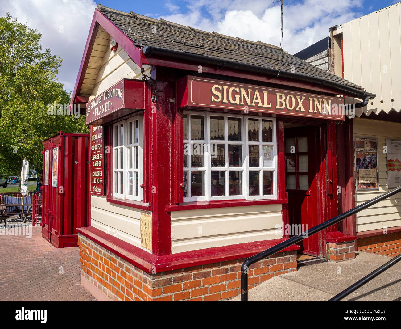 Smallest Pub on the Planet, The Signal Box Inn, at Coast Light Railway ...