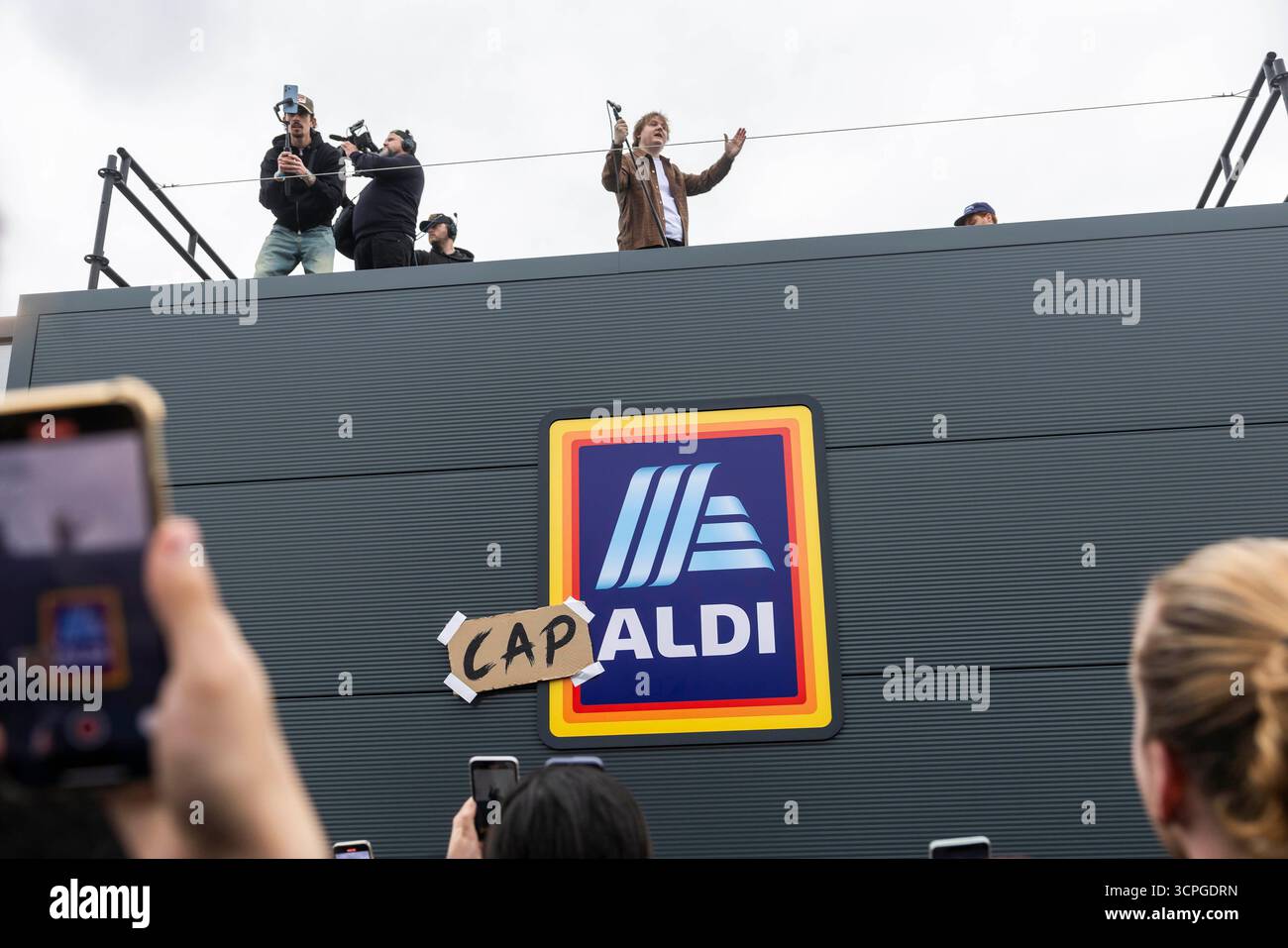 EDITORIAL USE ONLY Lewis Capaldi surprises shoppers with an impromptu ...