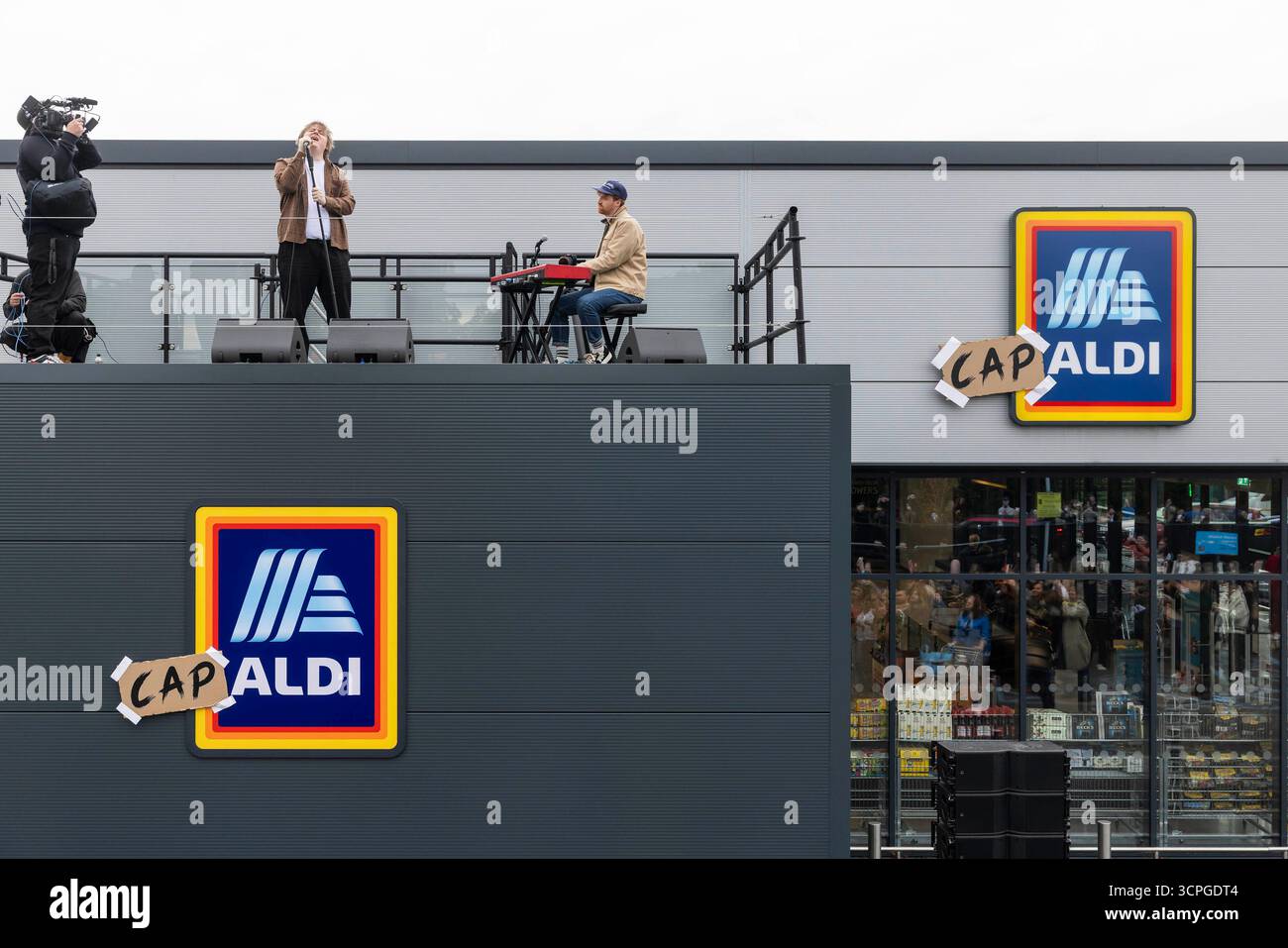 EDITORIAL USE ONLY Lewis Capaldi surprises shoppers with an impromptu ...