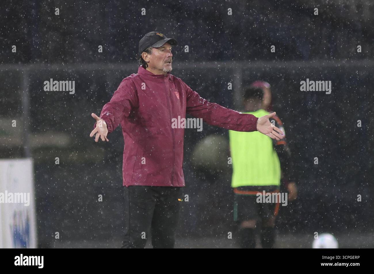 Giovanni Stroppa Head Coach of Venezia FC gestures during Hellas Verona ...