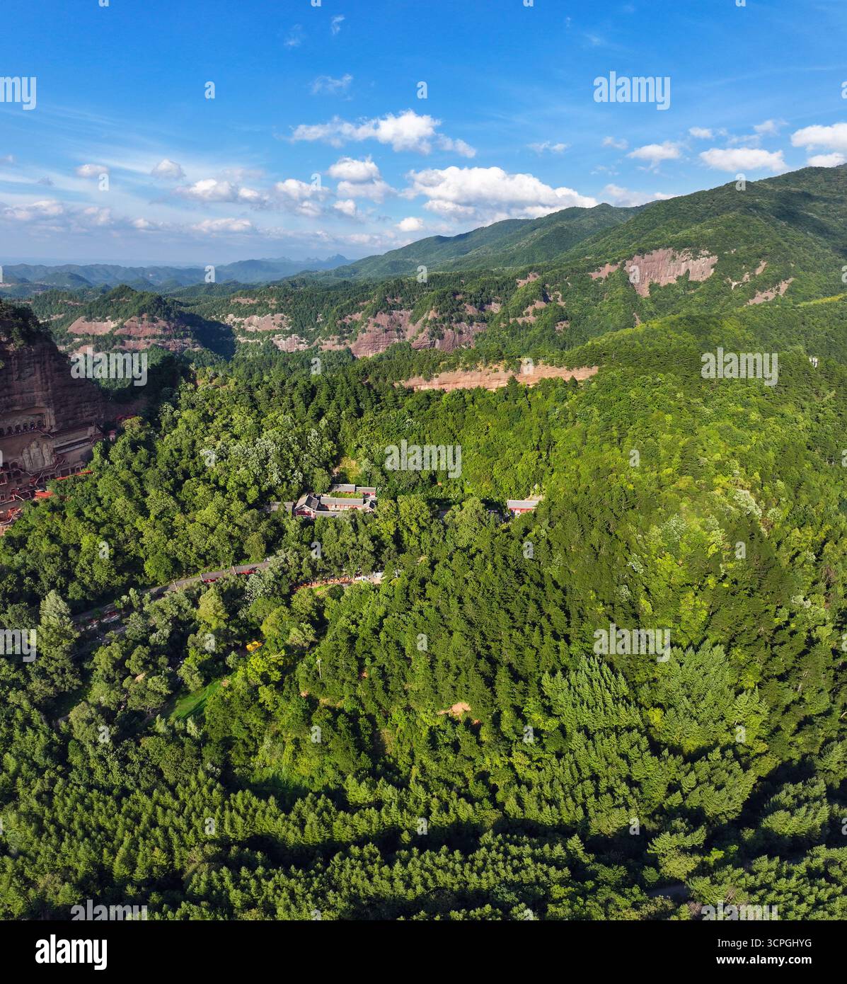 Northern dynasties grottoes hi-res stock photography and images - Alamy