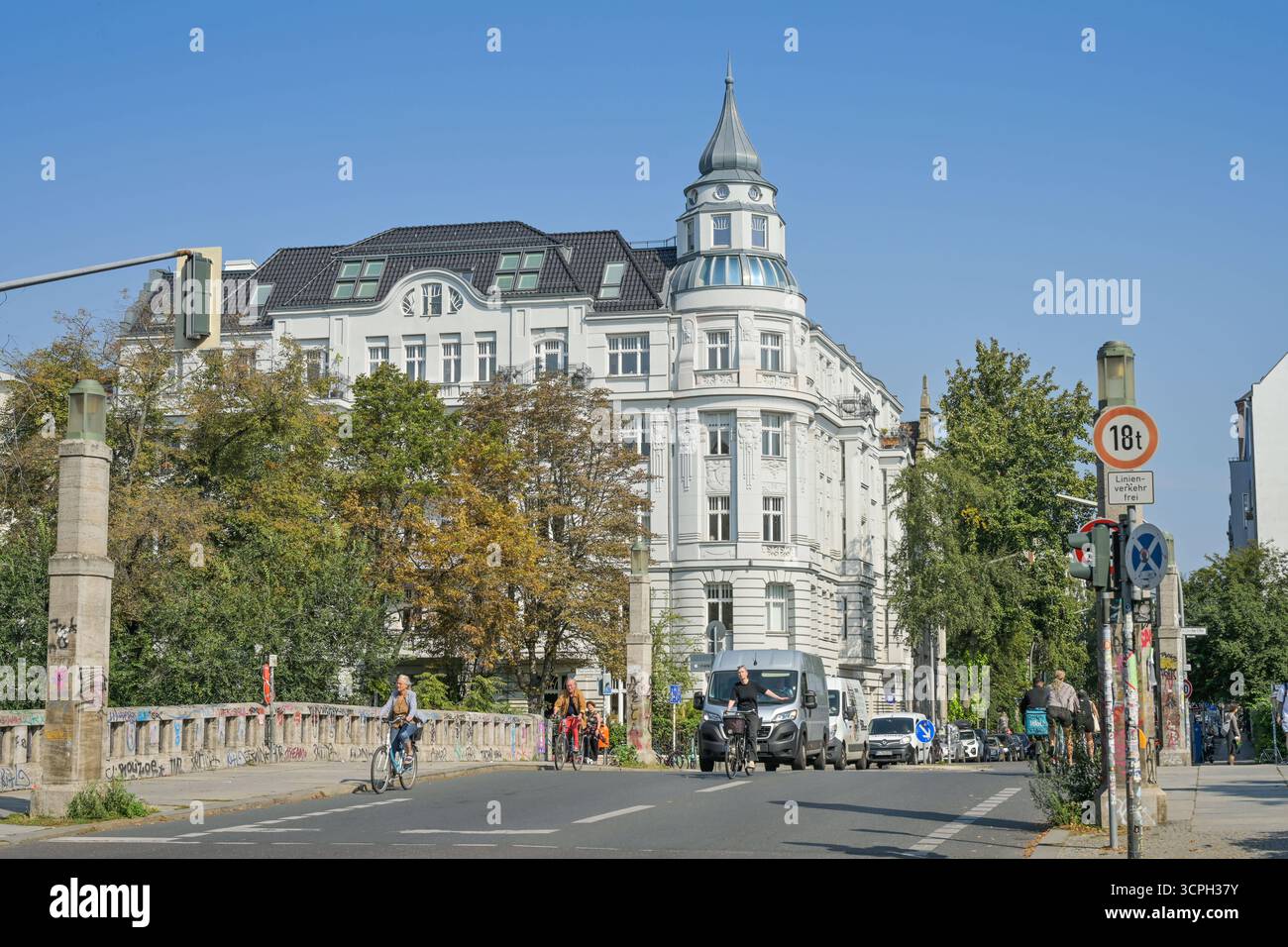 Altbau, Glogauer Straße, Paul-Lincke-Ufer, Kreuzberg, Friedrichshain ...