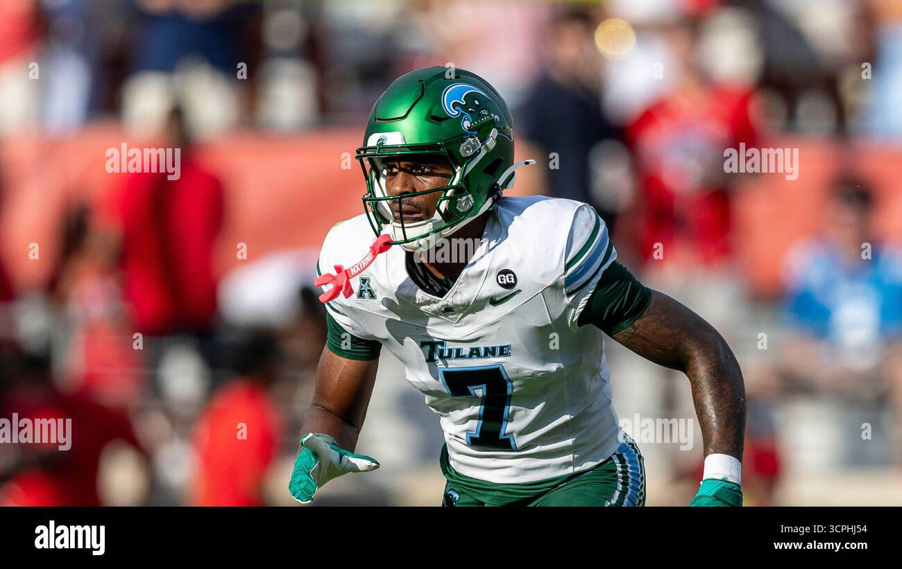 Tulane wide receiver Shazz Preston (7) during the second half of an ...