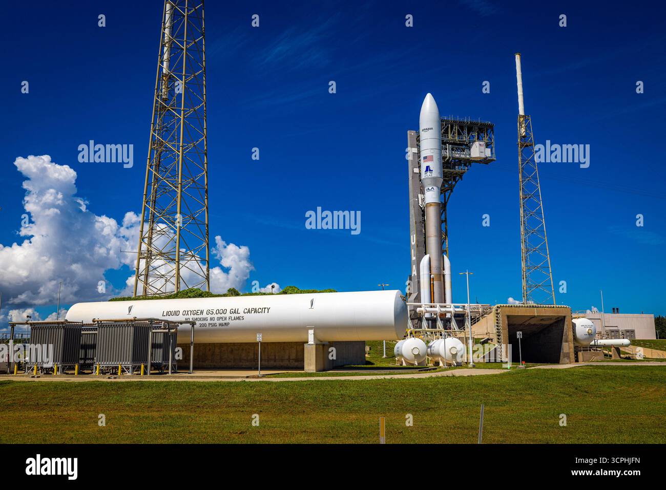 A United Launch Alliance Atlas 5 551 rocket launches 27 of Amazon’s ...