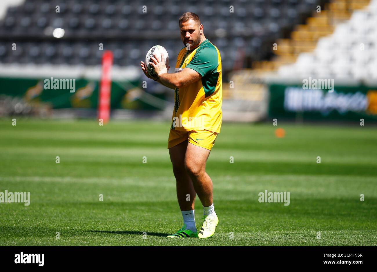 DURBAN, SOUTH AFRICA - SEPTEMBER 26: Thomas du Toit of South Africa ...
