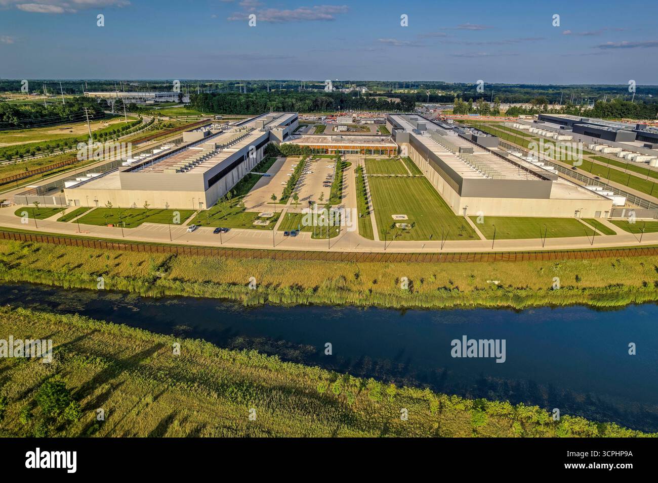 New Albany, Ohio, USA. 1st Aug, 2025. Meta's New Albany data center campus photographed Friday ...