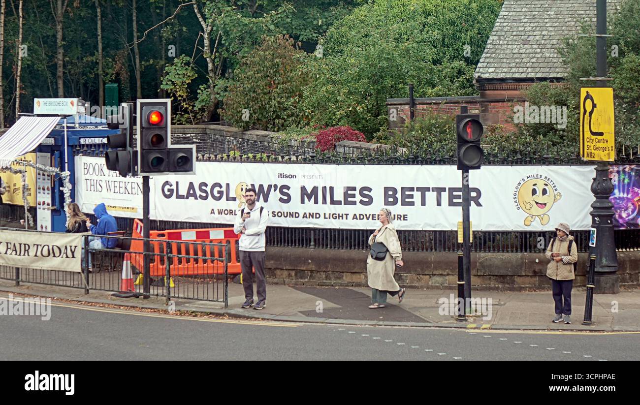 Glasgow, Scotland, UK. 25th September, 2025. UK Weather: Autumn weather ...