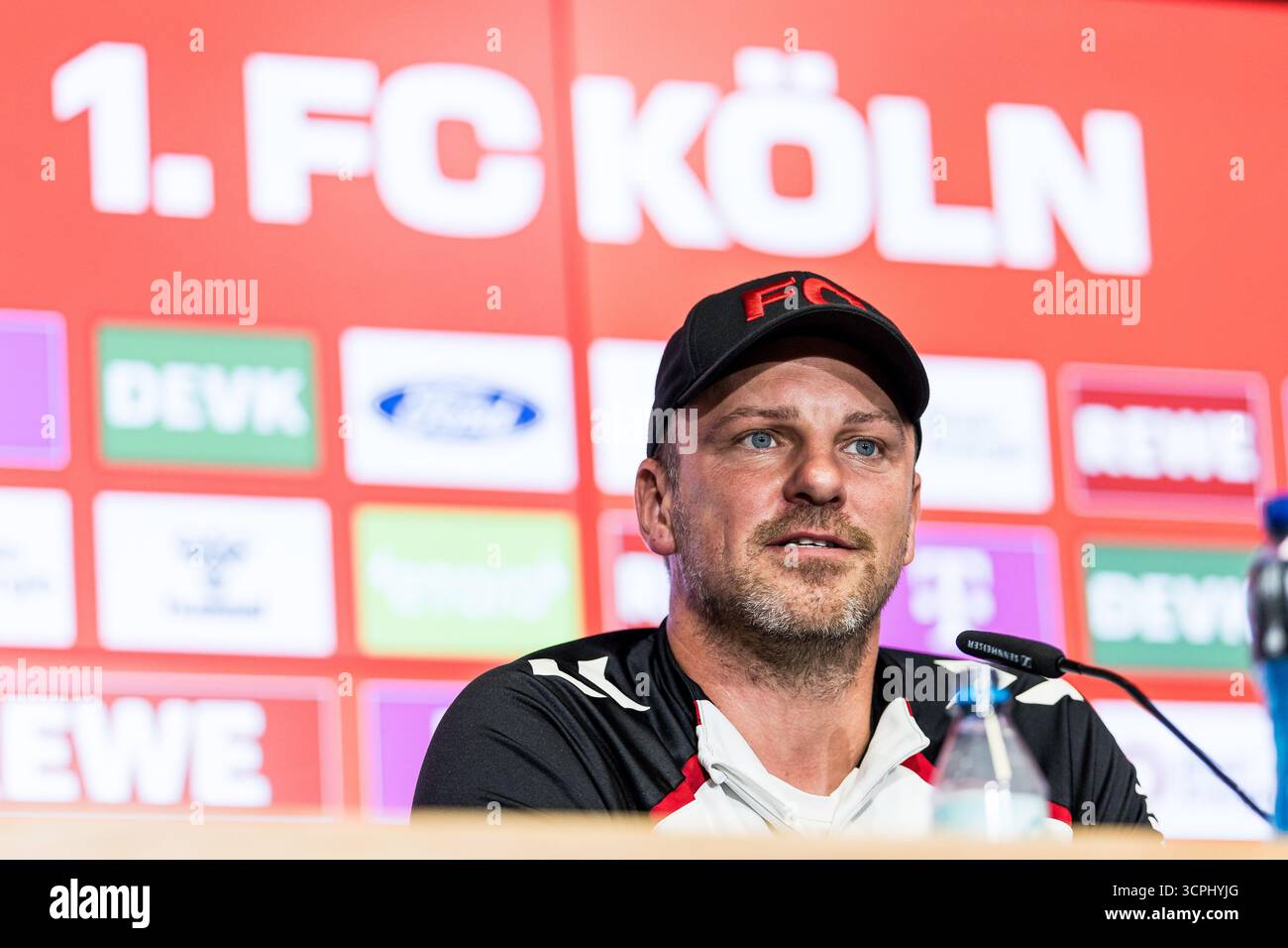 Lukas Kwasniok (Trainer 1. FC K?ln) Pressekonferenz 1. FC K?ln ...