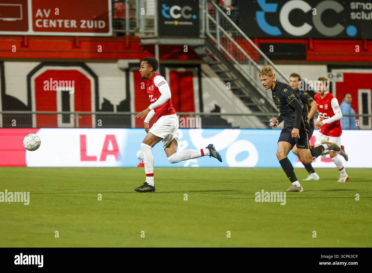 MAASTRICHT , 26-09-2025 , De Geusselt , season 2025 / 2026 , Dutch ...
