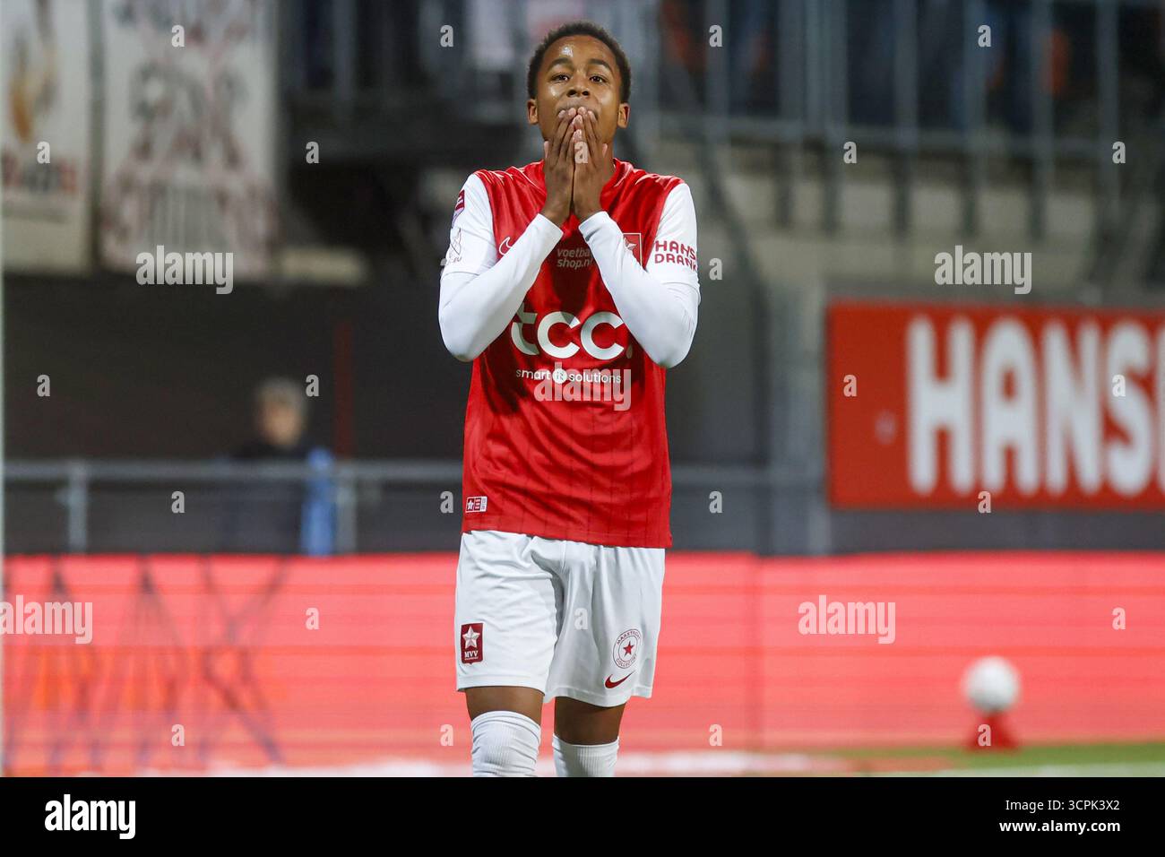 MAASTRICHT , 26-09-2025 , De Geusselt , season 2025 / 2026 , Dutch ...