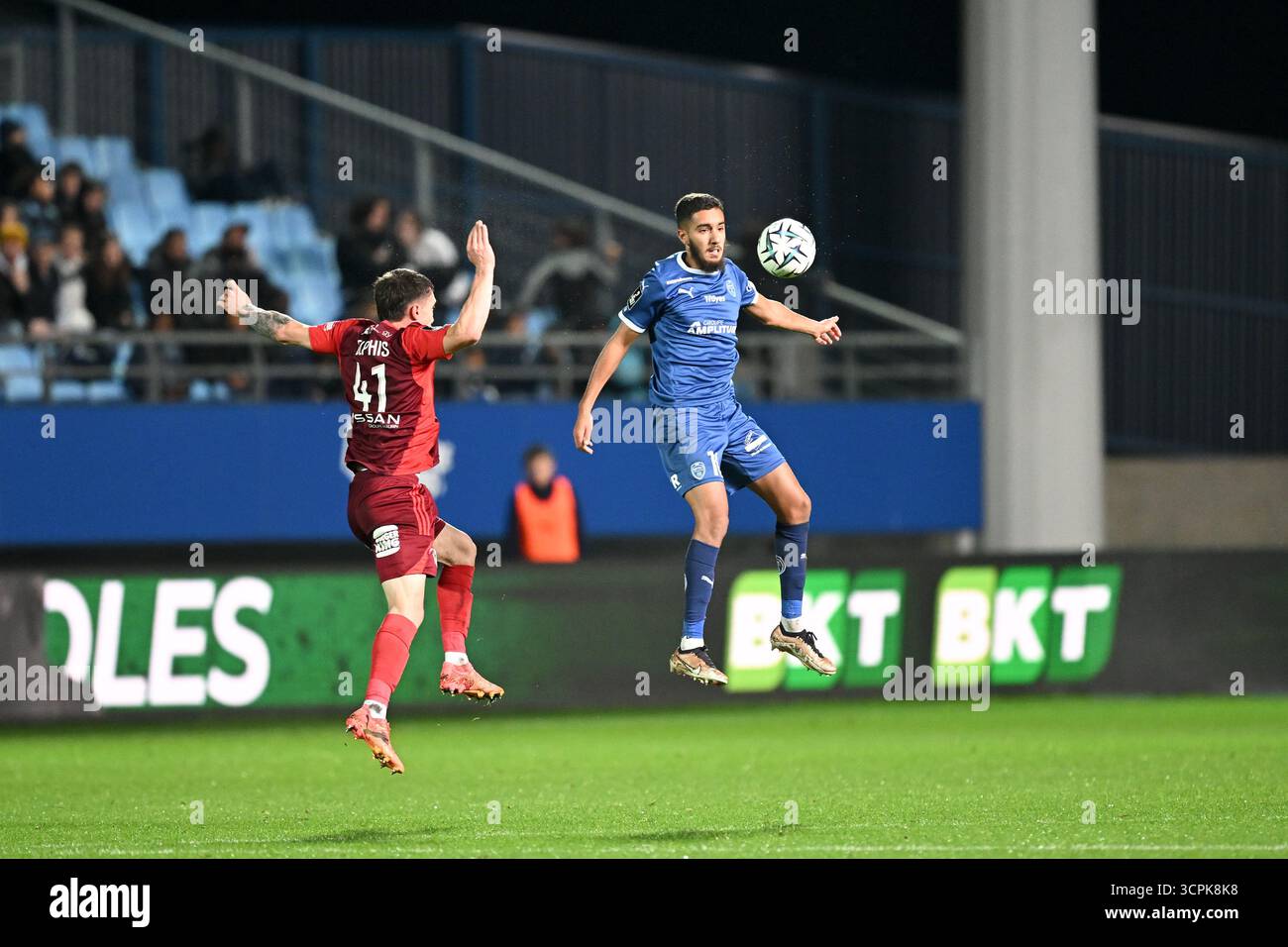 10 Merwan IFNAOUI (red) during the Ligue 2 BKT match between Troyes and ...