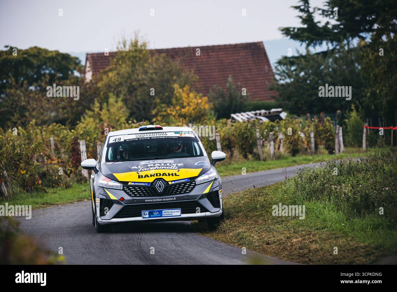 49 FACCHINETTI Amaury, BONNEMORT Emma, Renault Clio Rally5, action ...