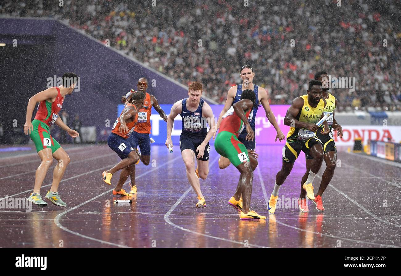 Charles Dobson of Great Britain & NI competing in the 4x400m relay ...