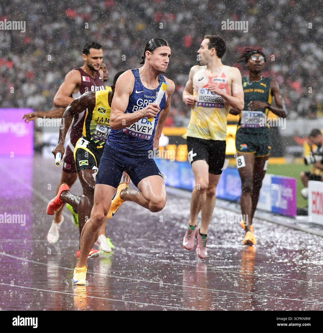 Lewis Davey of Great Britain & NI competing in the 4x400m relay final ...