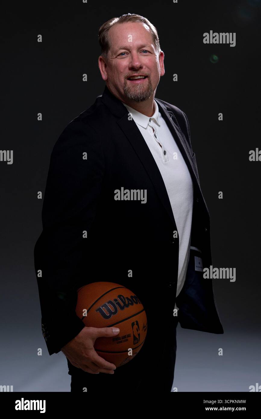 Philadelphia 76ers head coach Nick Nurse pose for photos during the NBA ...