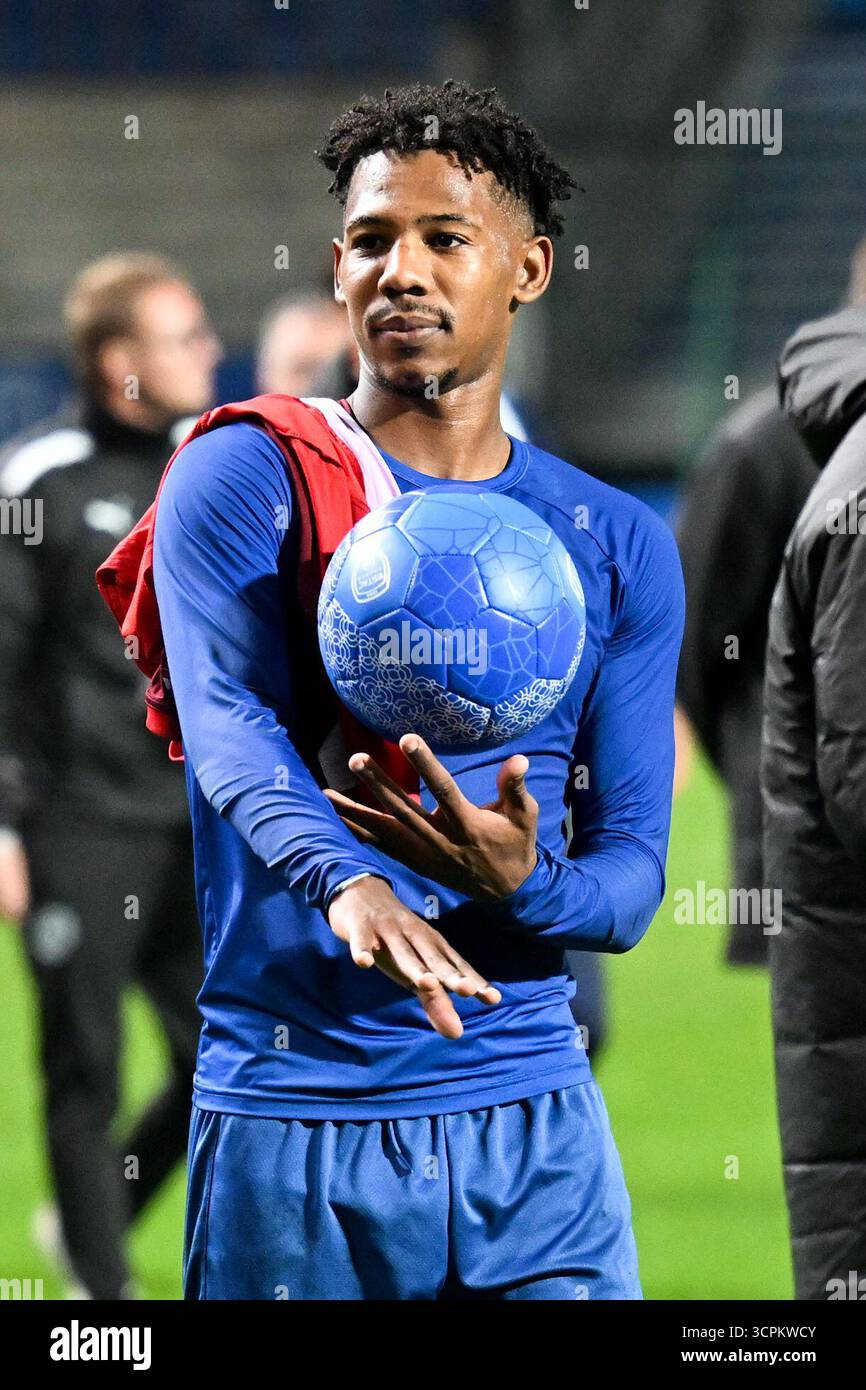 21 Tawfik BENTAYEB (estac) during the Ligue 2 BKT match between Troyes ...