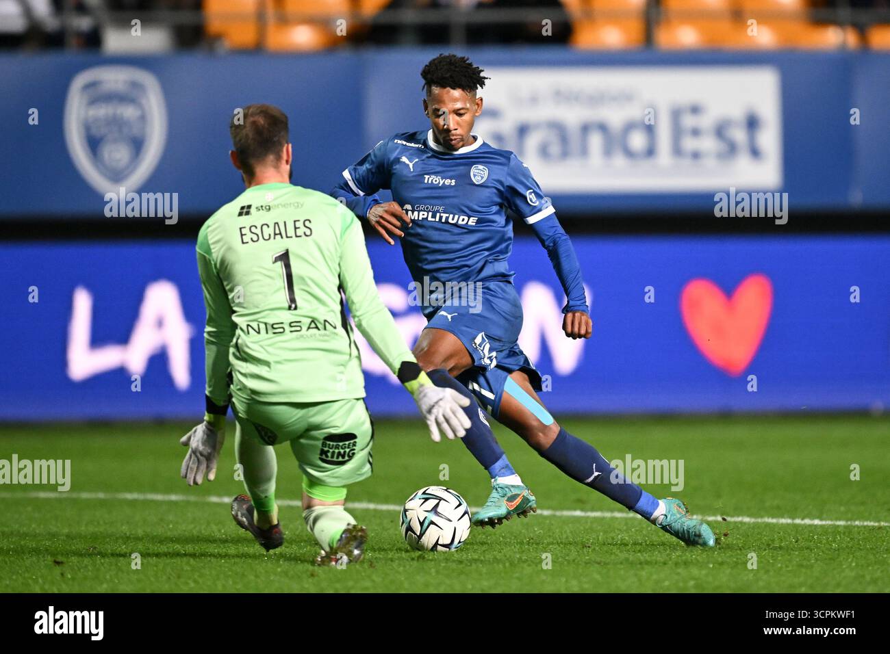 21 Tawfik BENTAYEB (estac) during the Ligue 2 BKT match between Troyes ...