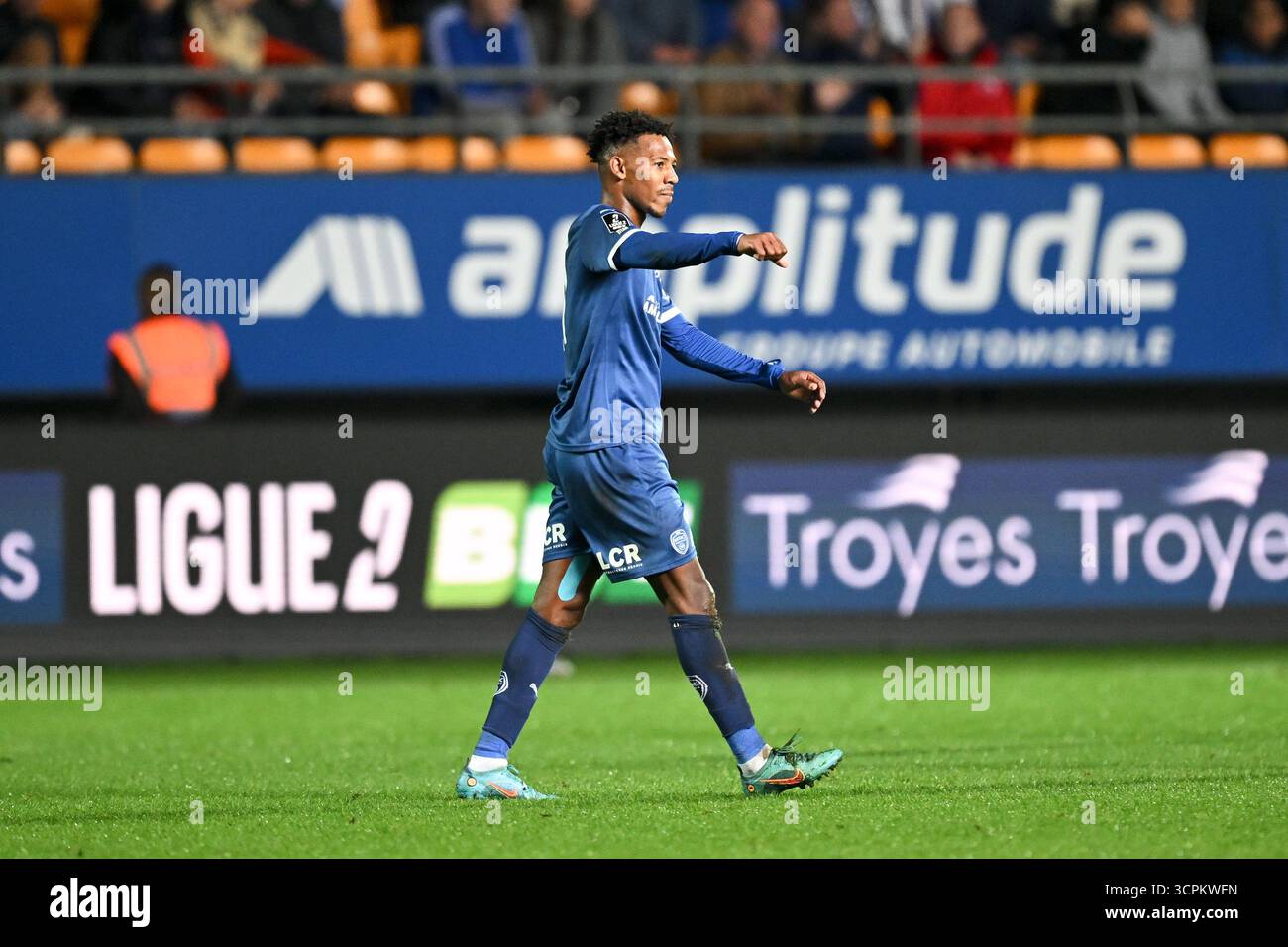 21 Tawfik BENTAYEB (estac) during the Ligue 2 BKT match between Troyes ...