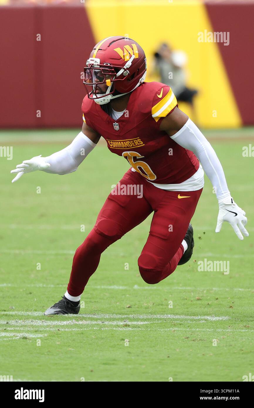 Washington Commanders cornerback Noah Igbinoghene (6) rushes during an ...