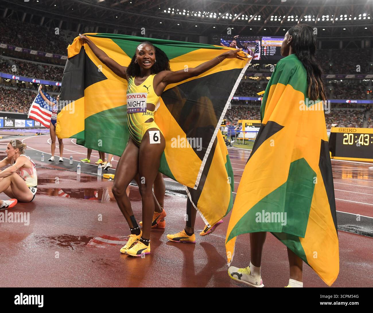 Andrenetta Knight of Jamacia competing in the 4x400m women’s relay ...