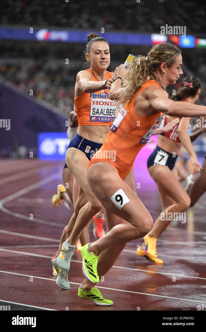 Eveline Saalberg of the Netherlands competing in the 4x400m women’s ...