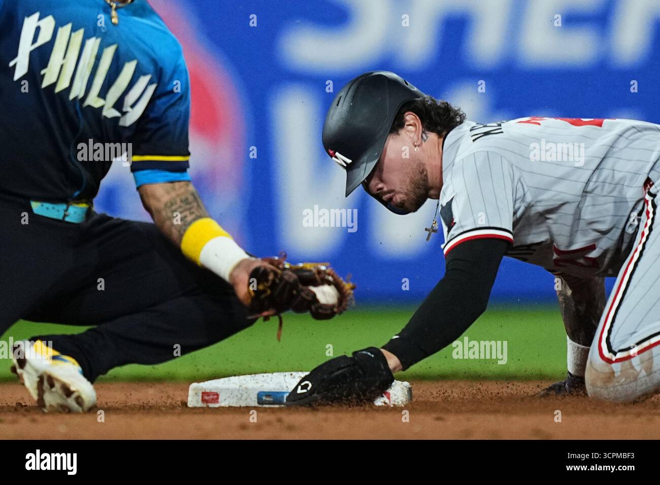 Minnesota Twins' DaShawn Keirsey Jr. steals second base ahead of the ...