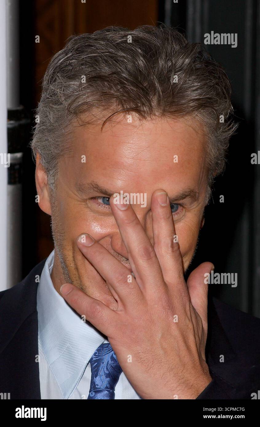 LOS ANGELES, CALIFORNIA, USA: Tim Robbins attends the Broadcast Film ...