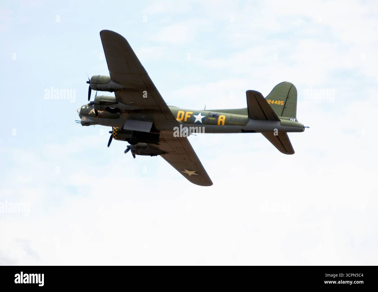 4 x 1200hp wright cyclone radial engines hi-res stock photography and ...