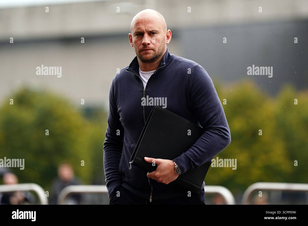 Hibernian manager David Gray before the William Hill Premiership match ...