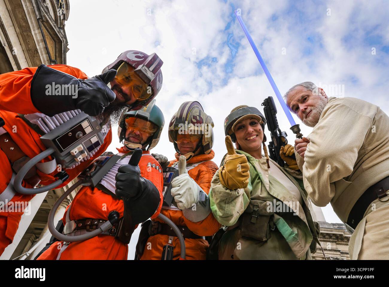 Elstree film studios star wars hi-res stock photography and images - Alamy